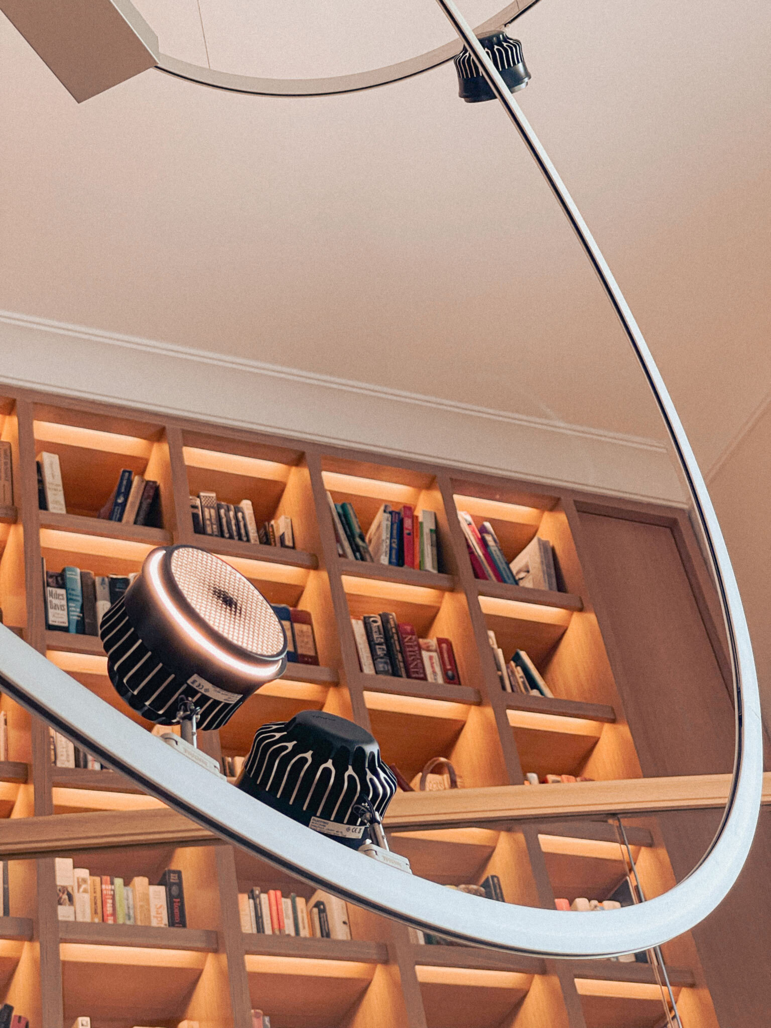 BRANDS - Lites On West